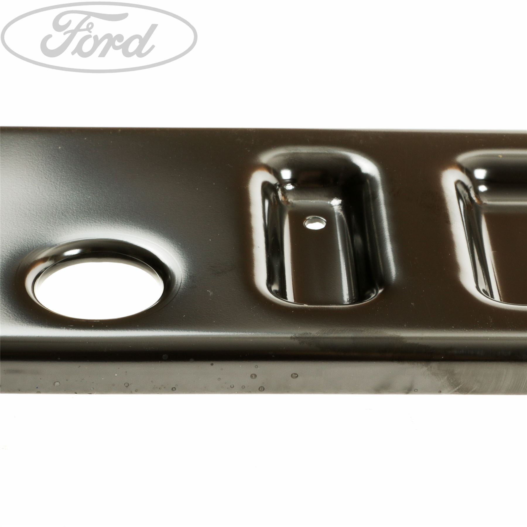 Original Ford Kühler Halter 1381405 | Ford Onlineshop